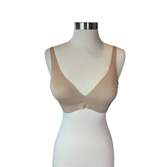 Oysho Intimates And Sleepwear Oysho Bra Womens Padded Unwired Stretch
